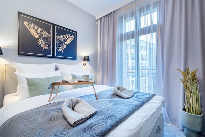 Rest In The Center Spot - Poznań