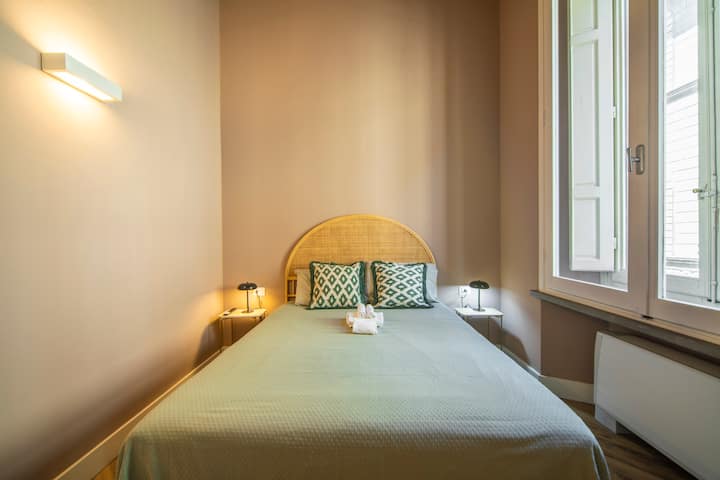 Stylish Apartment On The Lungarno In Florence - Florencia