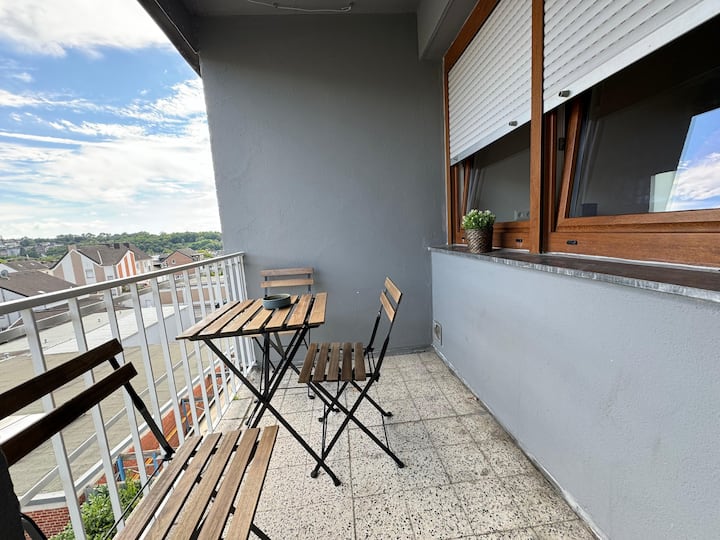 Gemütliche Wohnung Mit Balkon / 7 Einzelbetten - Stolberg