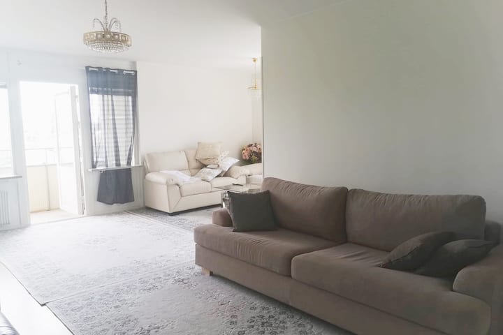 Rymlig  Lägenhet I Visby - Visby