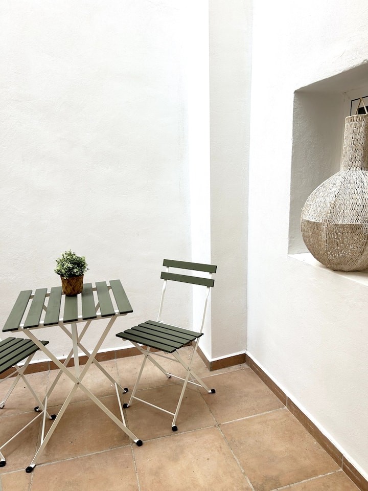 Apartment In Center Of Malaga With Interior Patio - Malaga