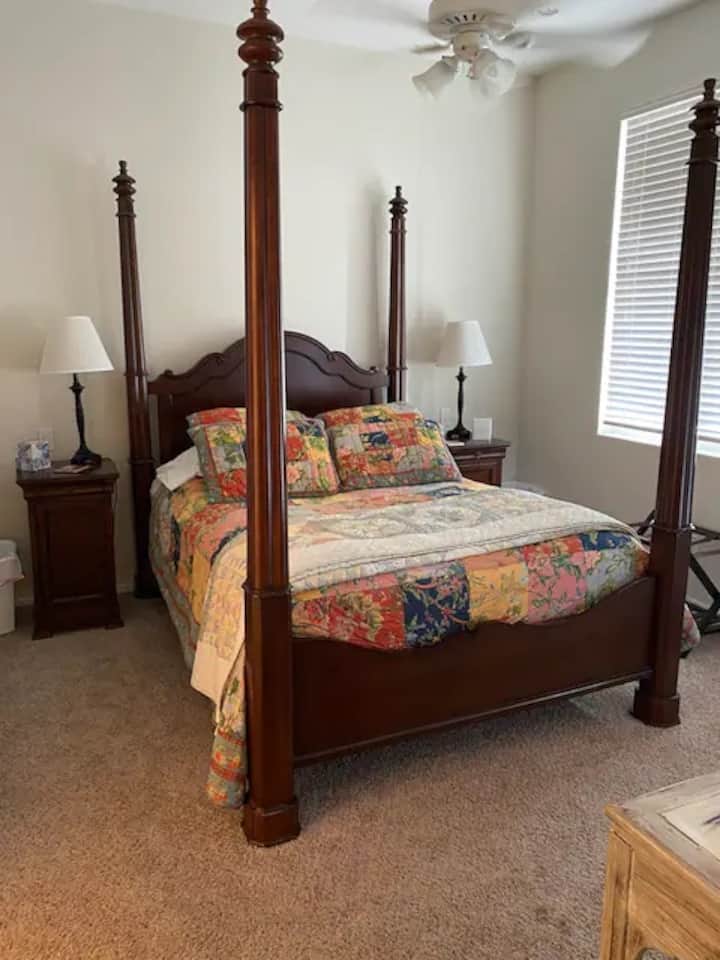 Bush Room - Fayetteville, AR