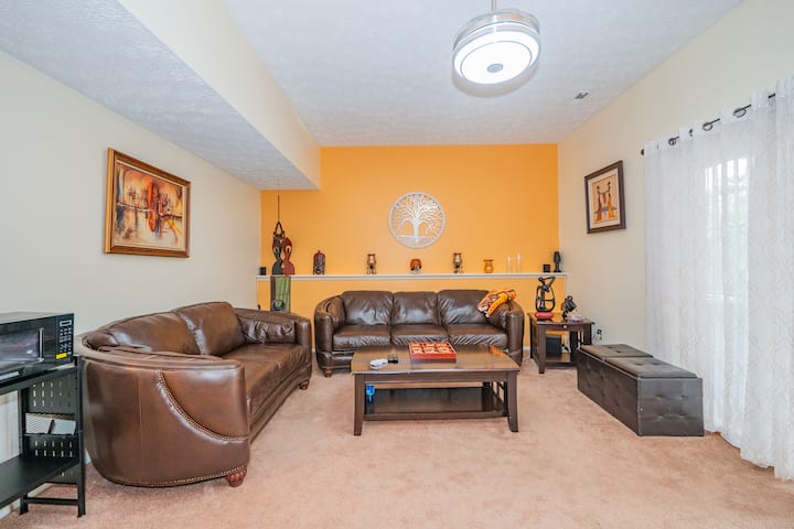 1bedroom Newly Renovated Basement Suite W/ Parking - Six Flags America, Bowie