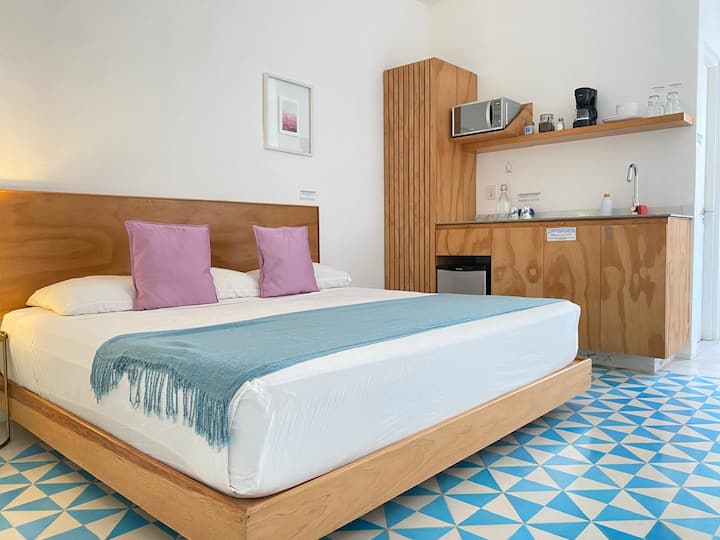 Studio King Size +Tv - Cancún