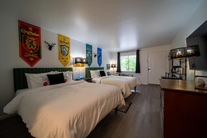 Magic Room! - Eureka Springs, AR
