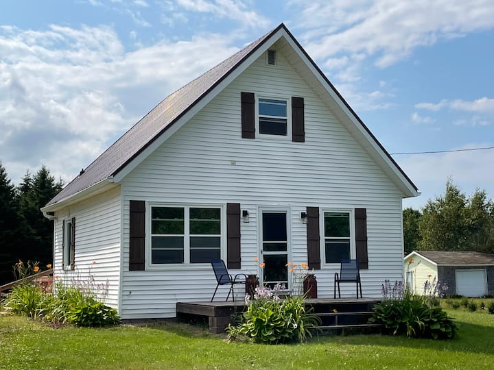 Bonnie's Place - Cavendish