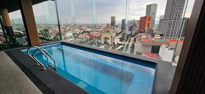 ¡Tu Lugar Lejos De Casa!
Monumento A La Revolución - Mexico City