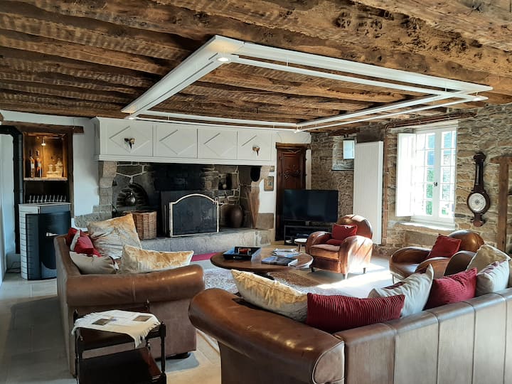 Ysmae, Chambre D'hôtes Au Manoir, Proche Dinan - Miniac-Morvan