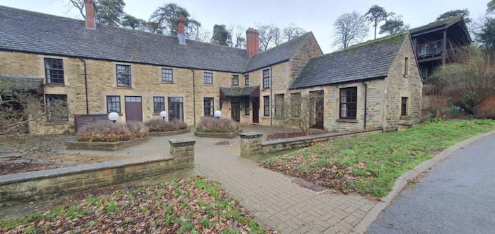 Stable Mews 2 Bed Apartment - Rutland