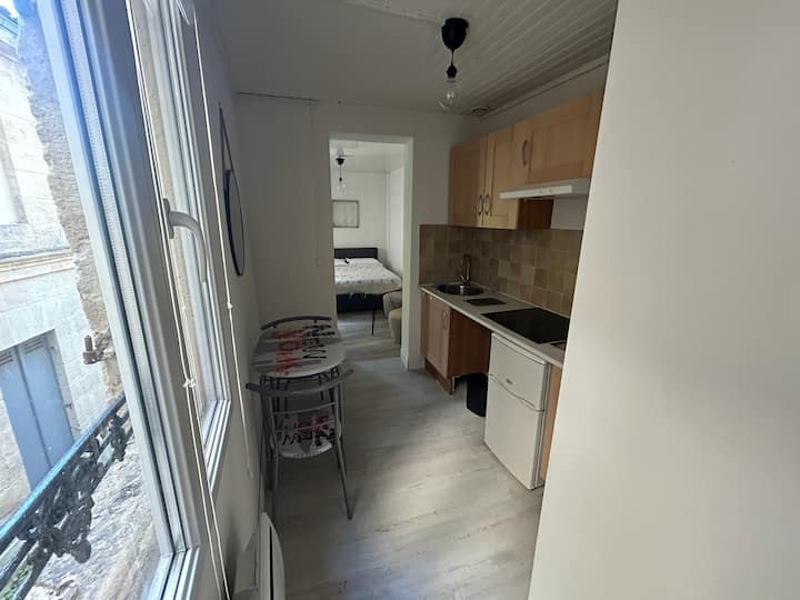 Appartement Au Calme Dans L'hyper Centre Bordeaux - Burdeos