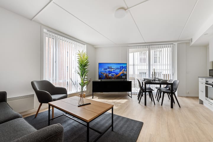 Four-bedroom Apartment For Six With Balcony, Oslo - Oslo