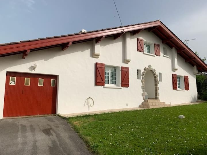 Maison Ciboure/st Jean De Luz - Sare