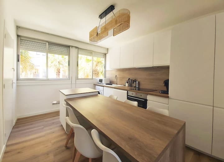 Appartementt3
Moderne Vue Mer
Clim,piscine,parking - La Grande-Motte