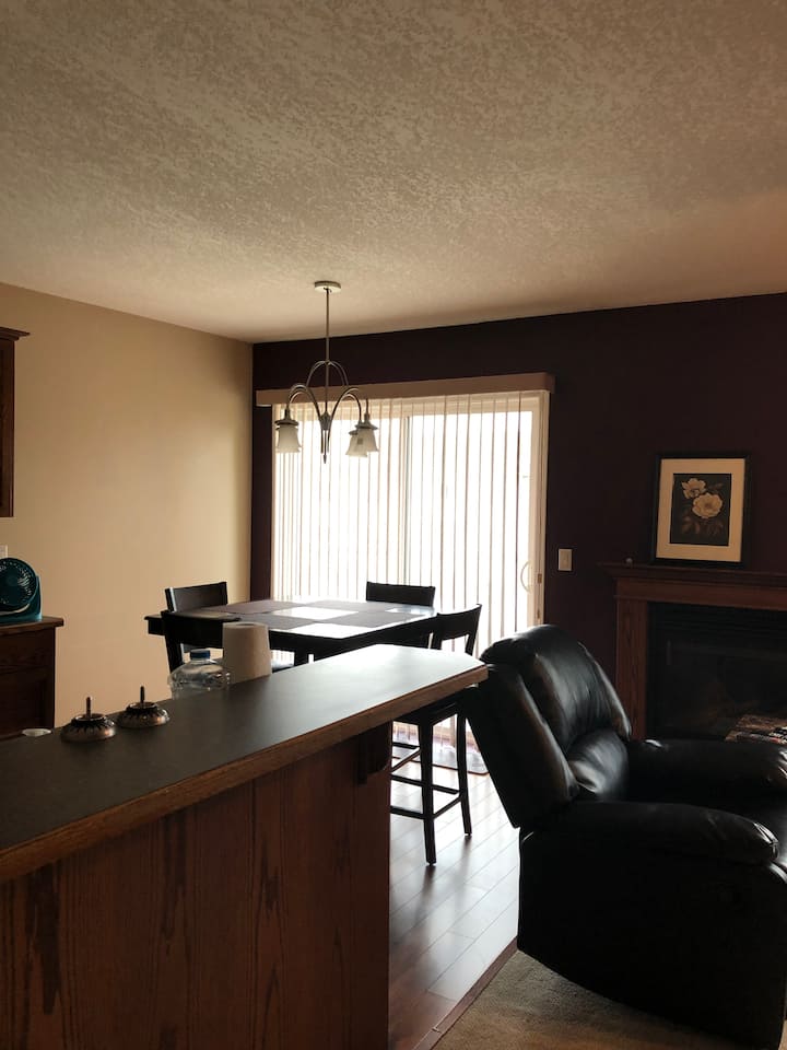 Fox Creek 2 Bedroom Apartment. - Fox Creek