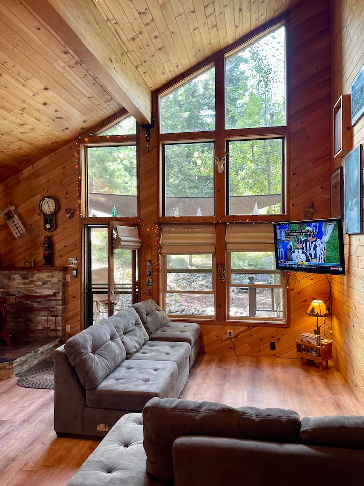 This Property Available For Rentals Of 31 + Days - Truckee, CA