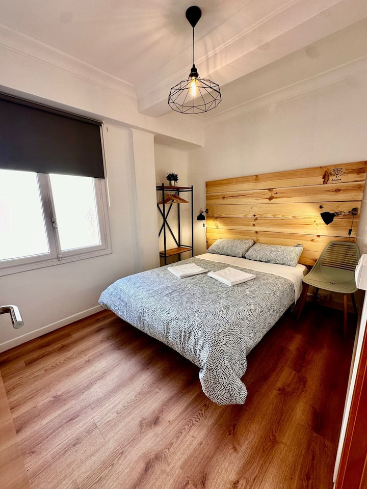 Habitación Doble Con Baño Compartido - Burgos