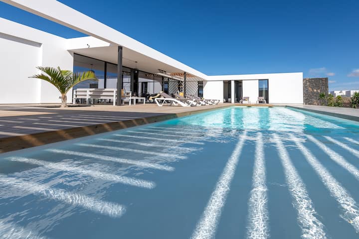 Villa Ventura - Moderne Villa Mit Pool - 10 Pers. - El Cotillo
