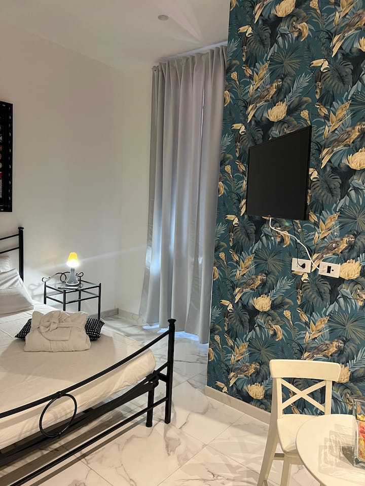 La Maison Petit
S.giovanni Roma
(Piazza Ragusa 60) - Rome