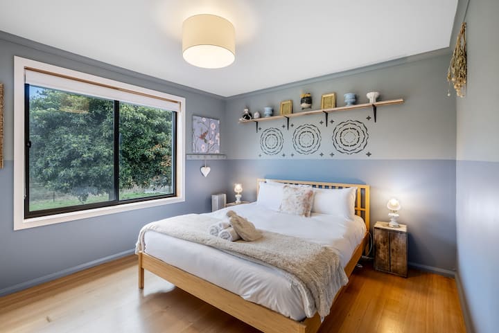 Peaceful Beachside Home - 荷伯特