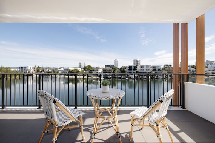 Waterfront 2b 2bath Pk,gym,pool&bbq - Gold Coast