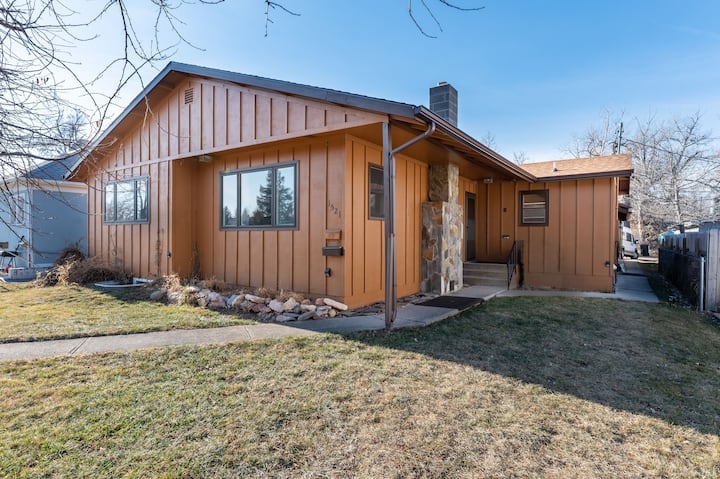 Canyon Street Back Apartment - Spearfish, SD