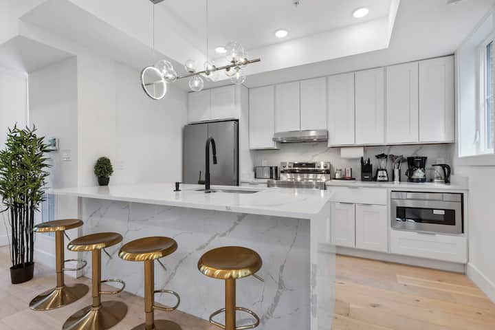 Townhouse At Capitol Hill 4 W/rooftop - Washington, DC