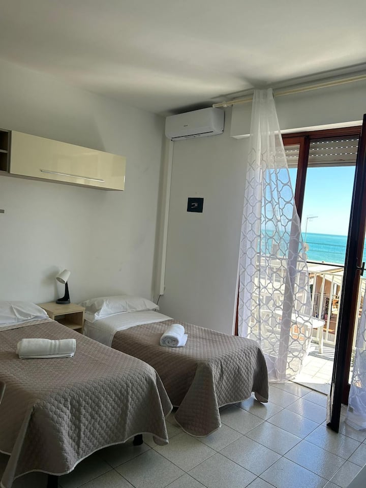 Casa Lora Con Spiaggia Privata - Ventimiglia