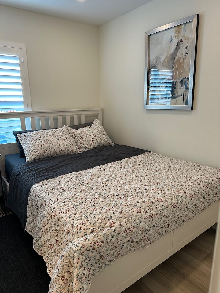 Private Room In Torrance - Compton, CA