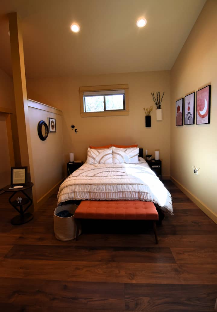 Downtown Bend Boho Bunglalow - Bend, OR