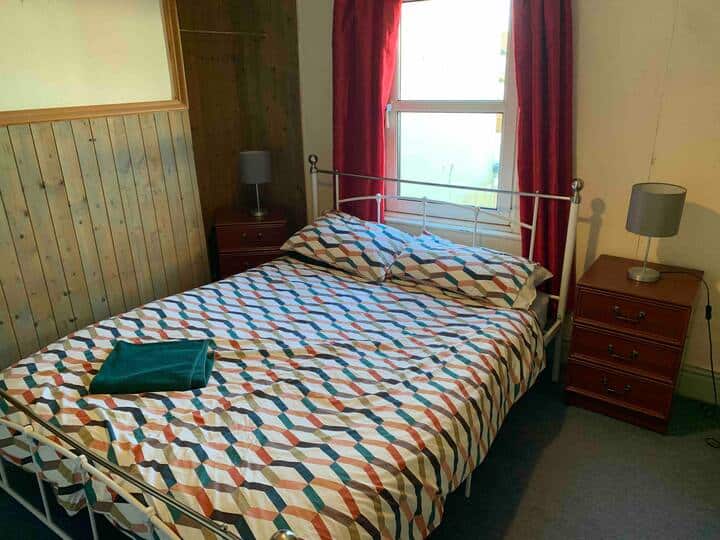 Brougham 3 Bedroom House - Bath