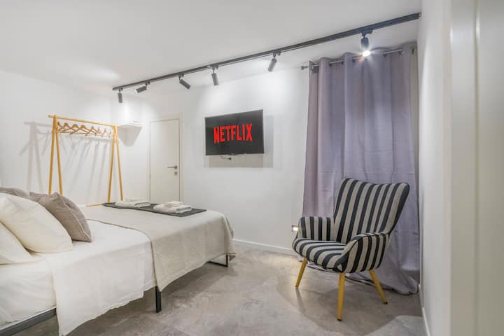 Golden's Suite In The Heart Of Modena - Modena