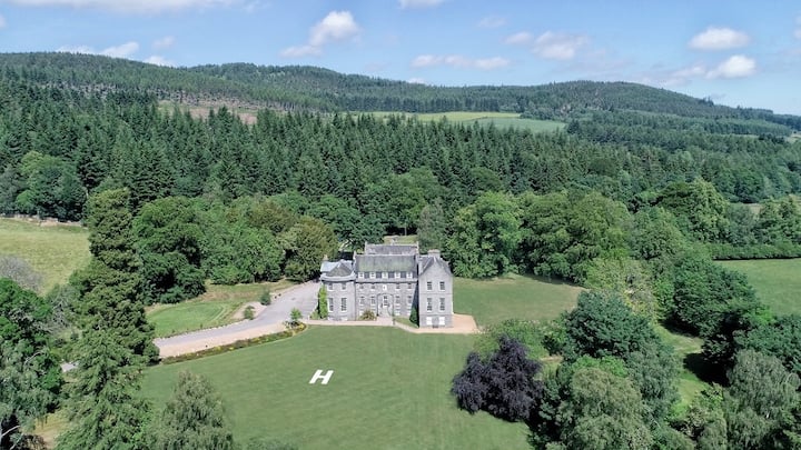 Fully Staffed Georgian Mansion In Royal Deeside - Banchory