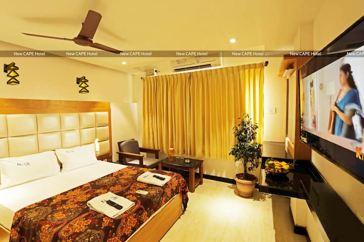 Sunrise And Beach View Rooms - Kanyakumari