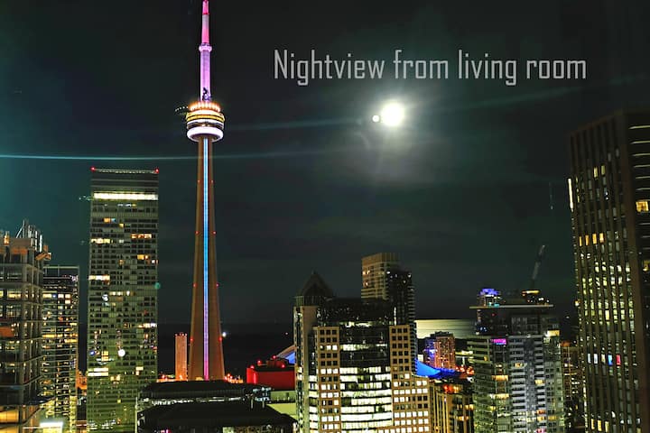 Stunning 2br Condo + Gym + Parking + Cn Tower View - Toronto