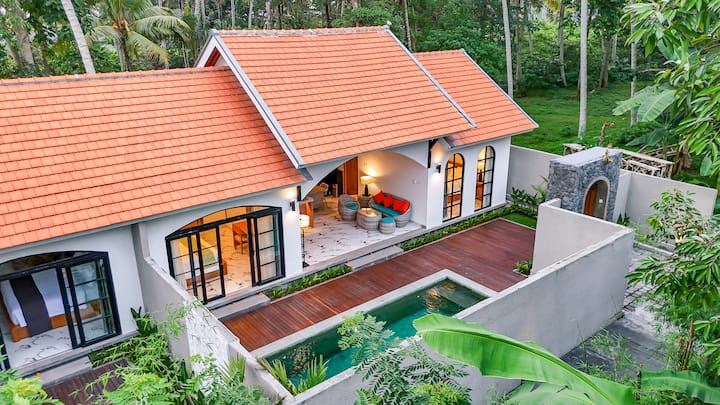 New 2 Bdr Villa In Lodtunduh Ubud - Singgah Ubud - Indonesia