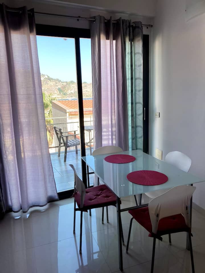 Cozy Apartment Via Cariddi 37 - Naxos