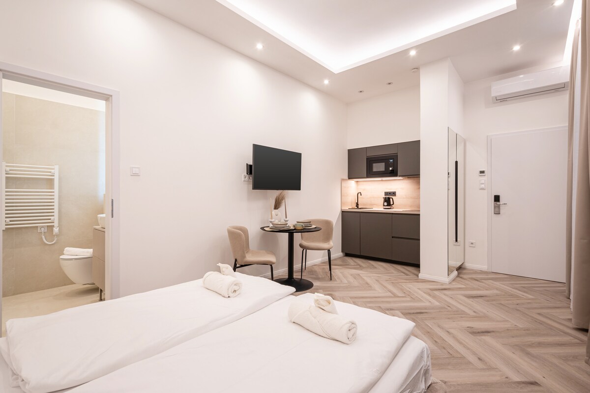 K51-Superior Apartment, Best Location By BQA - Apartments for Rent in ...