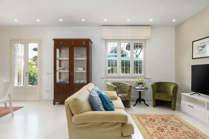 Splendida Villa A Due Passi Dal Mare - Livorno