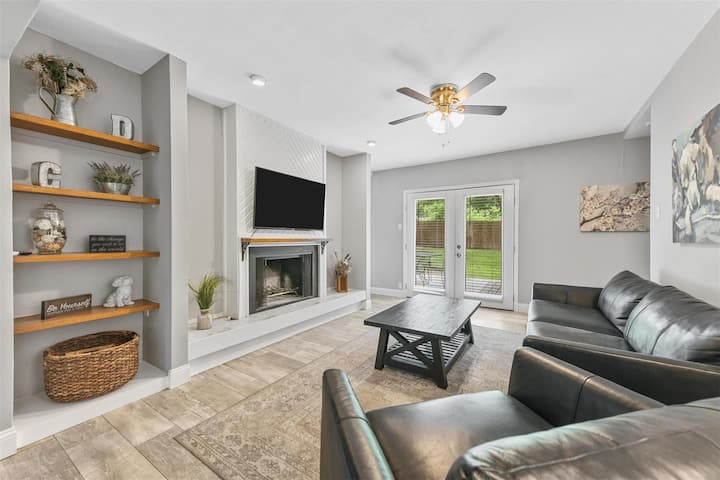 Ridglea Retreat! - Montserrat Road – Fort Worth
