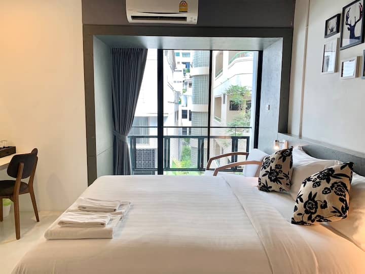 24 Hills | Max2ppl | Near Mrt Silom 300m# Room8 - Bangkok