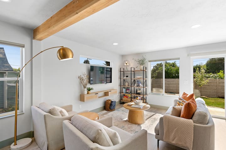 Modern 3br Home| Patio & Firepit - 塞勒姆