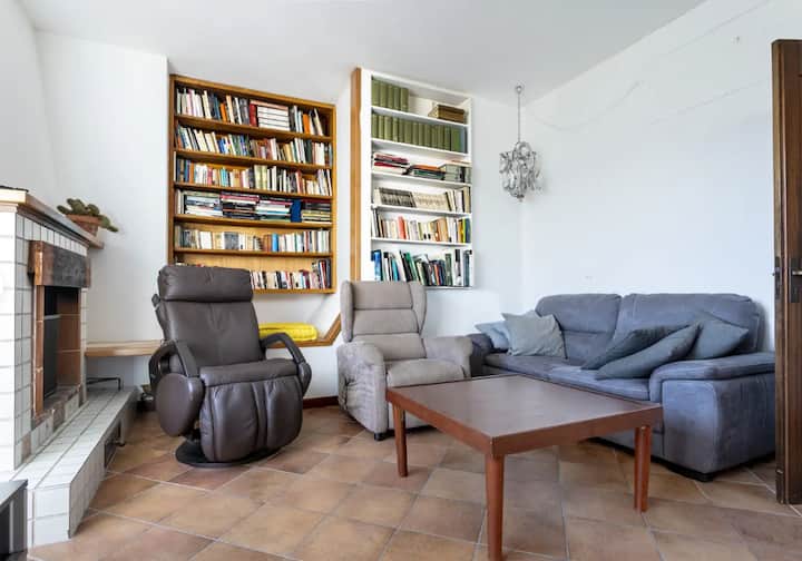 Book House Room C - Lecce