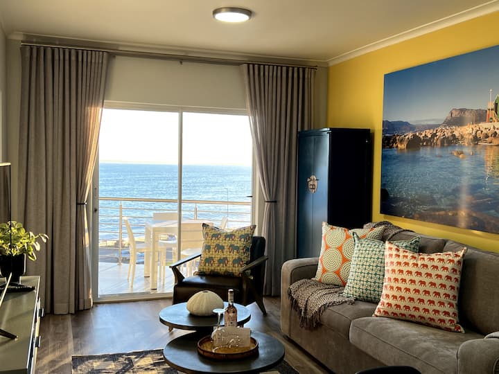 The Cape Muse @ Sunset On Hill Beachfront Apt - Parklands