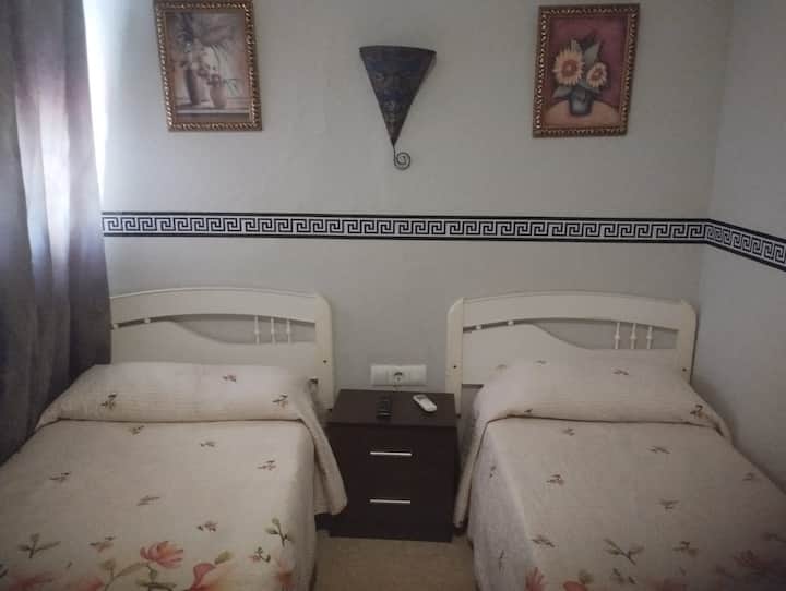 Hab 2 Camas, Baño, Aire Ac, Wifi - Córdoba