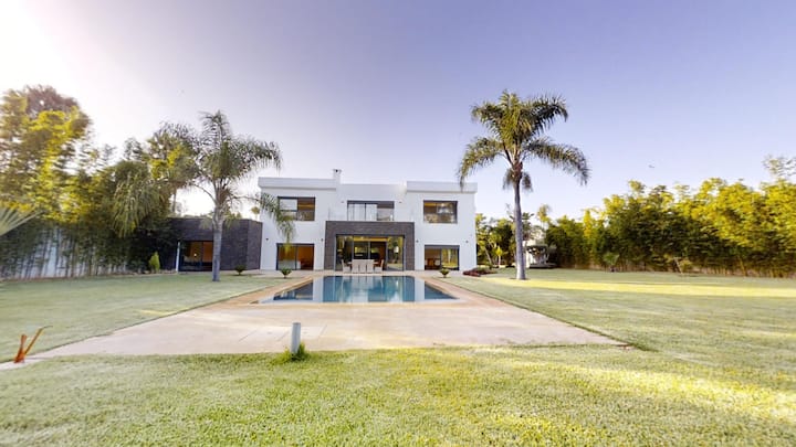 Villa S- Luxury Villa With 8 Bed - Rabat