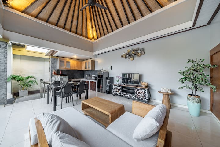 Q Lo 2 . Seminyak 2br Private Pool Villa - Denpasar