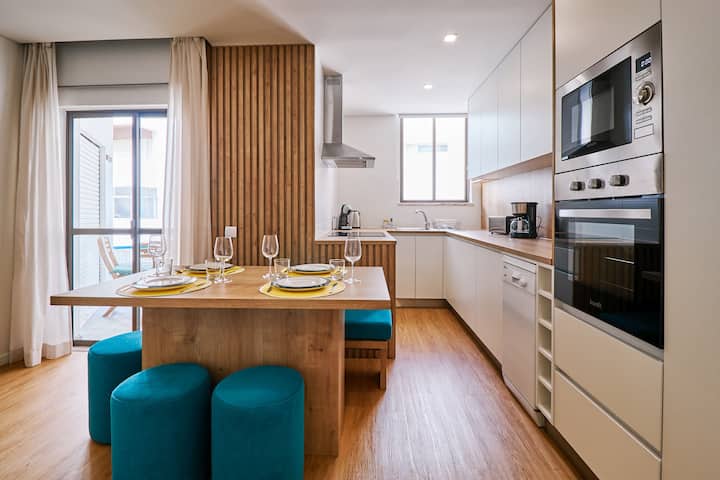 Apartment Ricardo Mit Garage Und 200m Zum Meer - Armação de Pêra