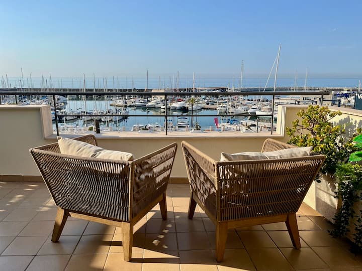 Knelin El Masnou. Tocando El Mar - El Masnou