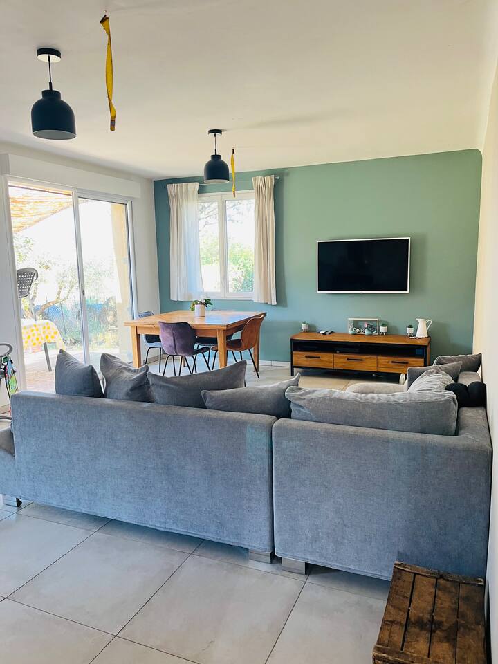 Maison Idéale Pour Une Famille - Uzès