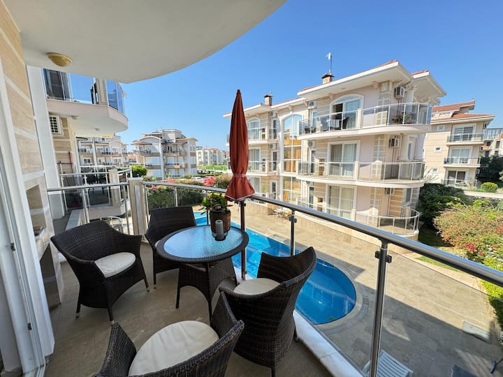 Havuzlu Sitede Lüx Daire - Belek